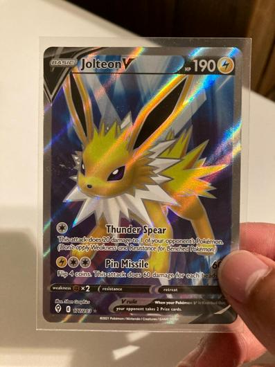 Jolteon V | Ungraded | Pokemon Evolving Skies