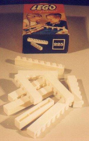 1 x 6 and 1 x 8 Bricks #225 LEGO Set Prices | New, Boxed, Loose Values