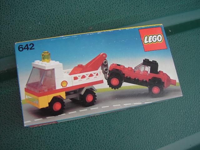 Tow Truck and Car #642 LEGO Set Prices | New, Boxed, Loose Values