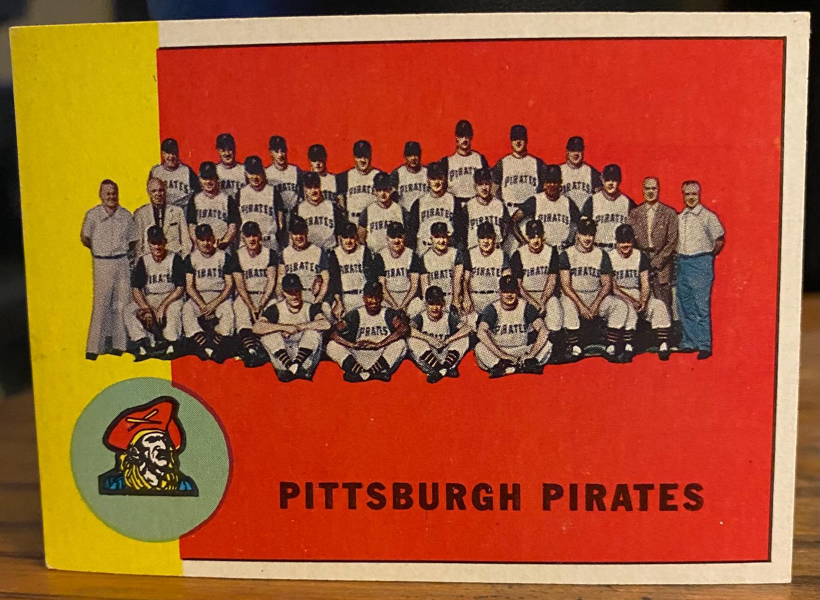 Pirates Team | Ungraded | 1963 Topps