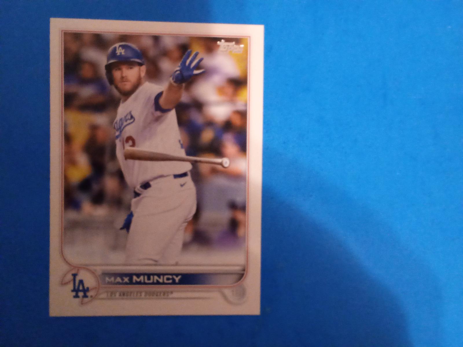 Max Muncy | Ungraded | 2022 Topps