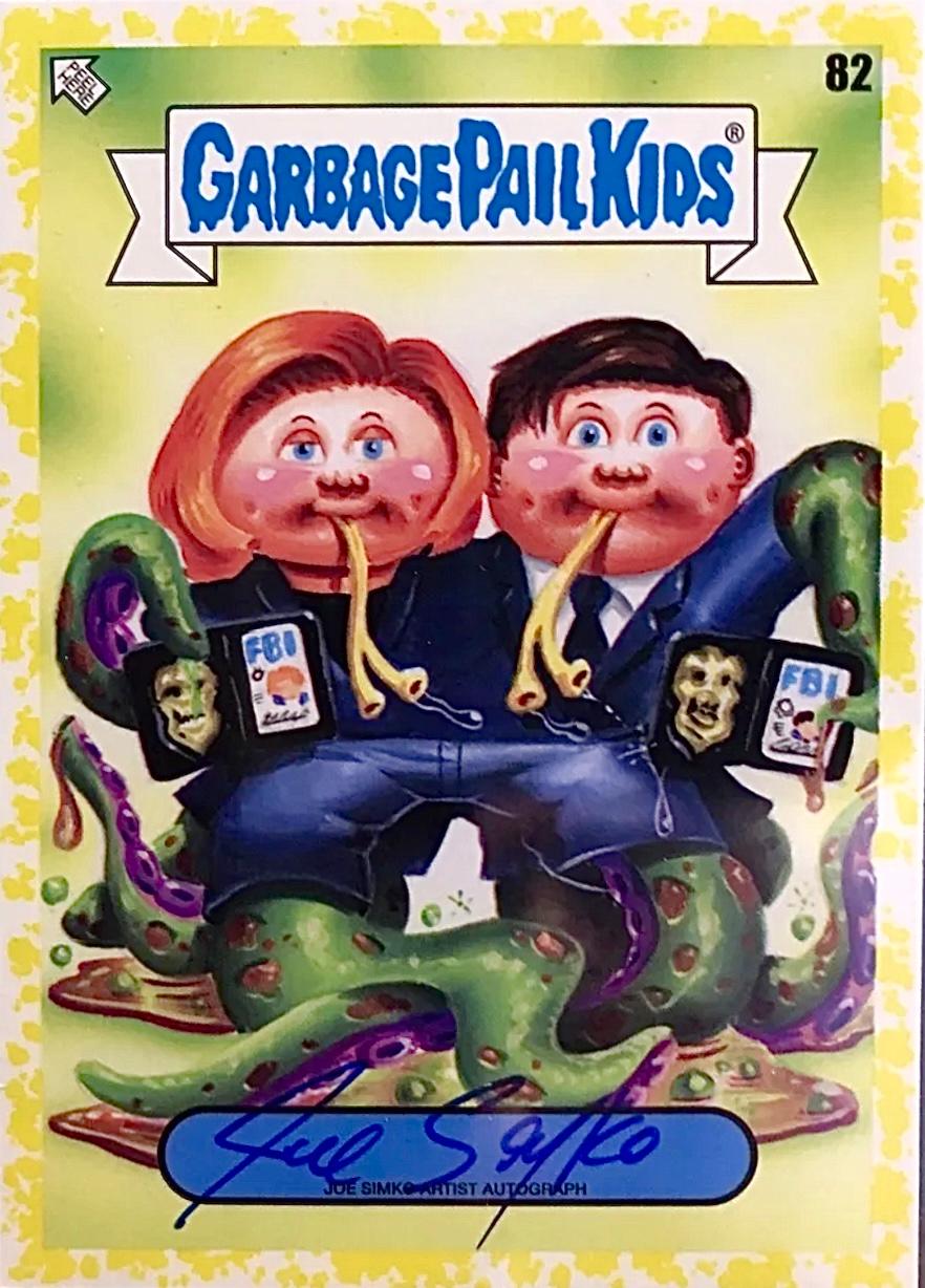 Deformed Dana [Gold Autograph] #82 Prices | Garbage Pail Kids ...