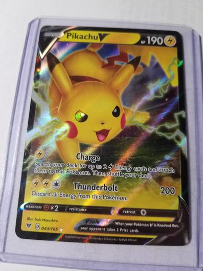 Pikachu V | Ungraded | Pokemon Vivid Voltage