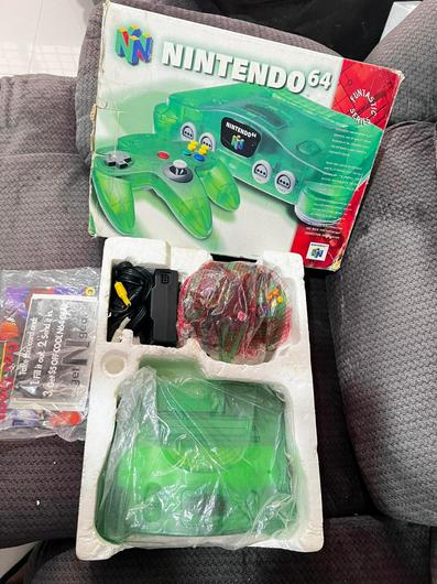 Funtastic Jungle Green Nintendo 64 System | Item, Box, and Manual ...