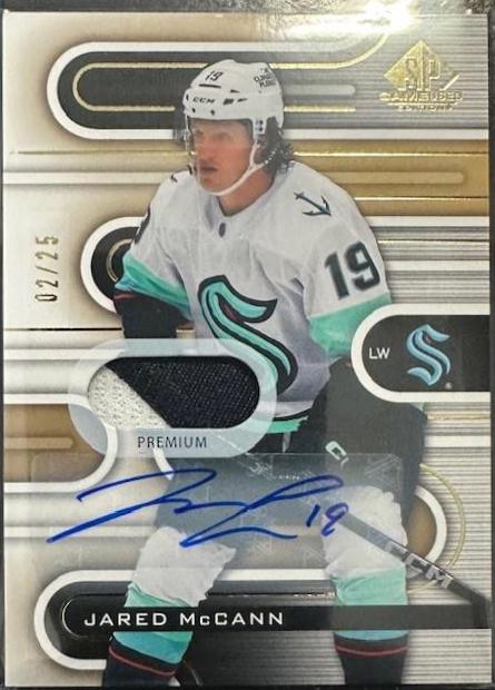 Jared McCann [Gold Autograph Premium Memorabilia] #75 Prices | 2022 SP ...