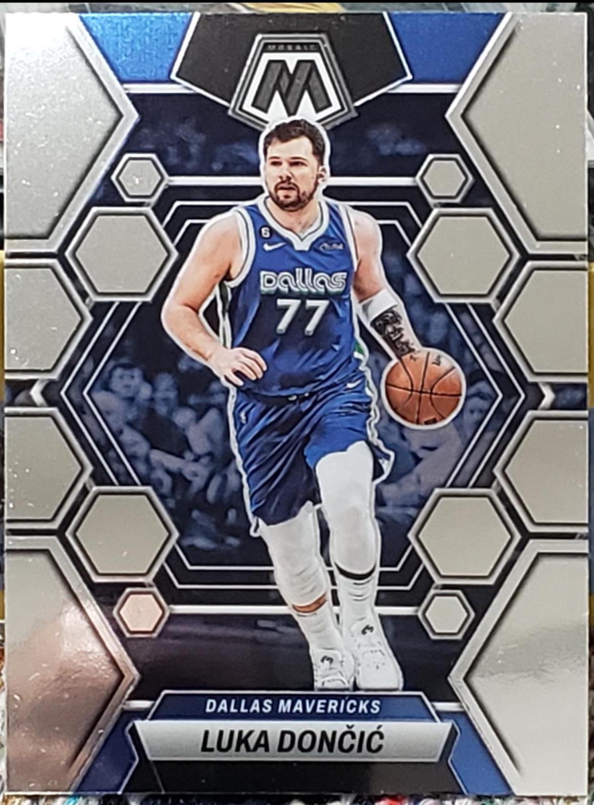 Luka Doncic [Silver] #1 Prices | 2022 Panini Mosaic | Basketball Cards