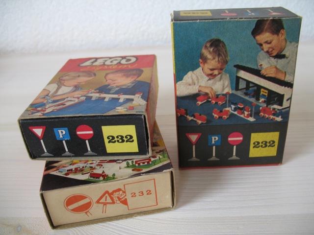 16 Road Signs #232 LEGO Set Prices | New, Boxed, Loose Values