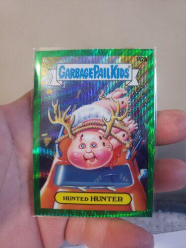 HUNTED HUNTER [Green Wave] #142b Prices | 2021 Garbage Pail Kids Chrome ...