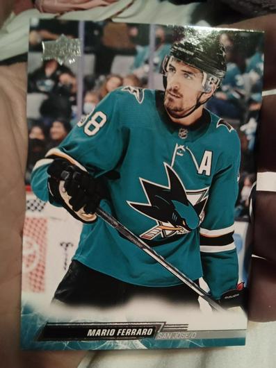 Mario Ferraro | Ungraded | 2022 Upper Deck