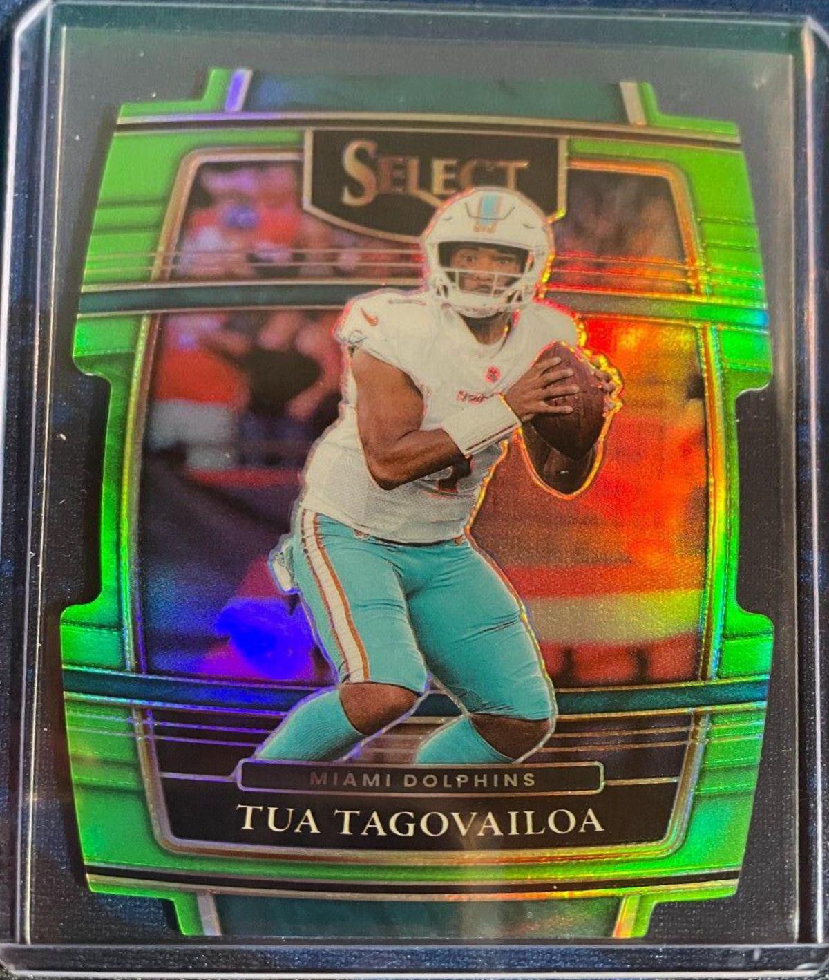 Tua Tagovailoa [Neon Green Die Cut] #22 Prices | 2021 Panini Select ...