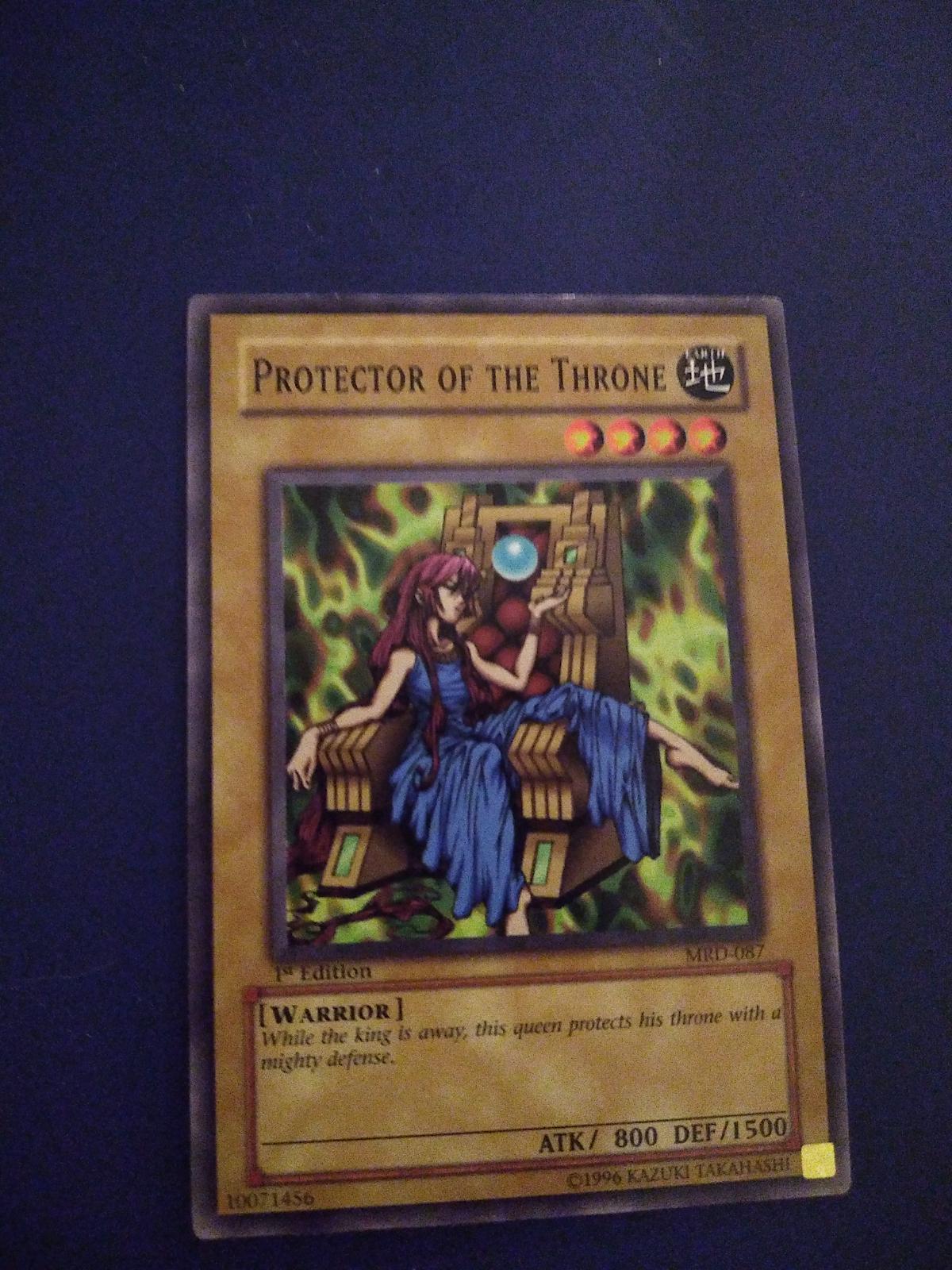 Protector of the Throne [1st Edition] | Ungraded | YuGiOh Metal Raiders